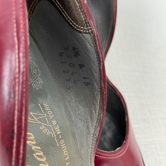 Johansen | Shoes | Vintage Johansen Maroon And Black Heels | Poshmark